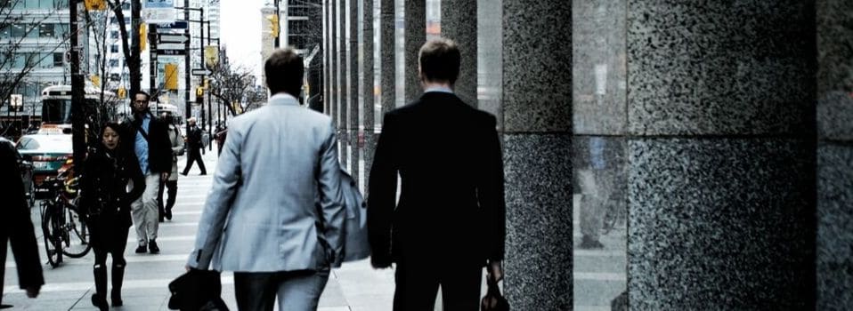 Associé : le guide complet Legalvision pour tout savoir sur ce statut